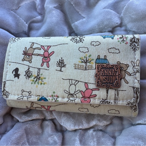 Anna Sui | Bags | Anna Sui Key Case Wallet Cream Animal Print 6 Hooks ...